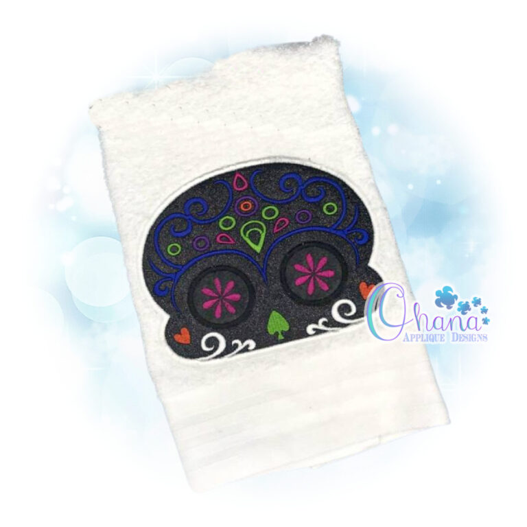 Horse Peeker Embroidery Design - Ohana Applique Designs