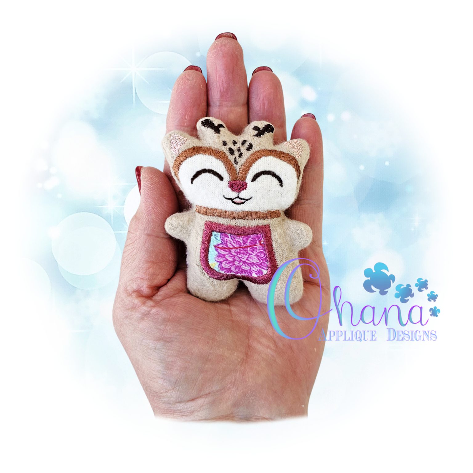 Simply Sweet Reindeer Stuffie Embroidery Design - Ohana Applique Designs